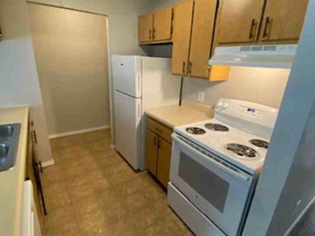 2701 S. Emporia St. 2 Bedroom Apartment for Rent at 2701 S Emporia St, Wichita, KS 67216 South City