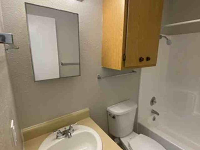 2701 S. Emporia St. 2 Bedroom Apartment for Rent at 2701 S Emporia St, Wichita, KS 67216 South City