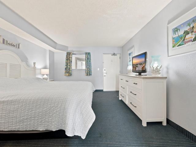2701 S Ocean Blvd. 1204