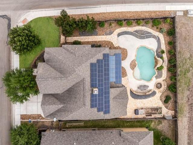 2701 Saddlehorn Dr, Seguin, TX 78155