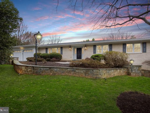 2701 Verily Ct, Oakton, VA 22124 | Compass