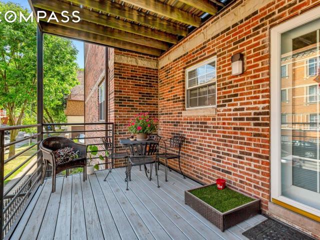 2701 W Hirsch St 2, Chicago, IL