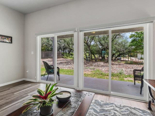 2701 Warren Cv