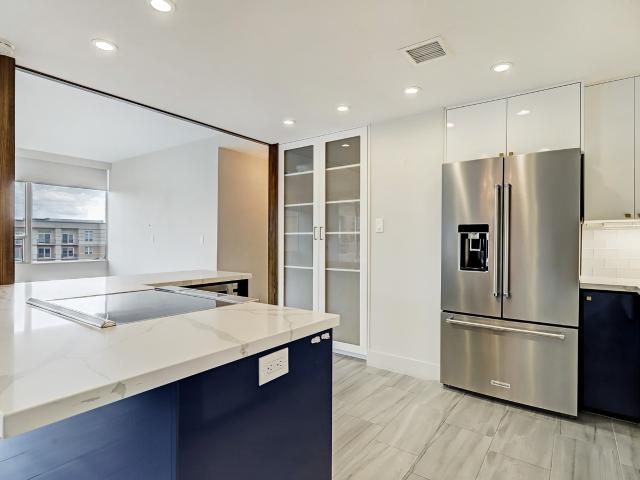 2701 Westheimer Road 8B