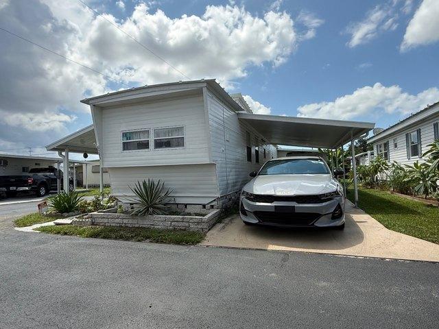 2701 34th St N Lot 203, Saint Petersburg, FL 33713