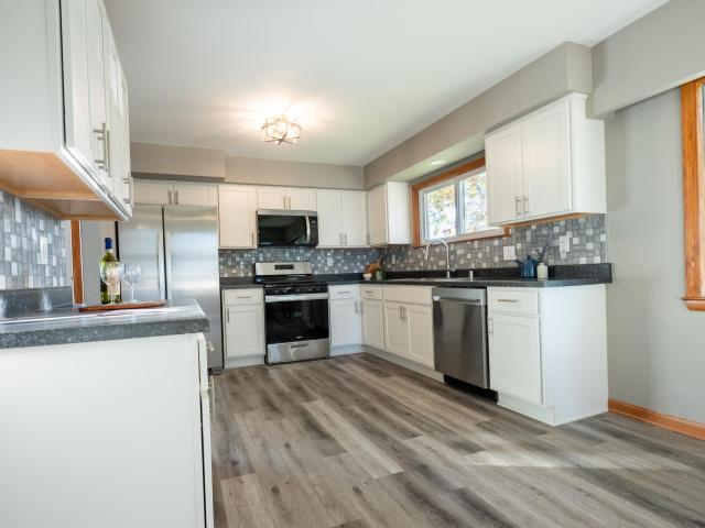 2701 4th Ave