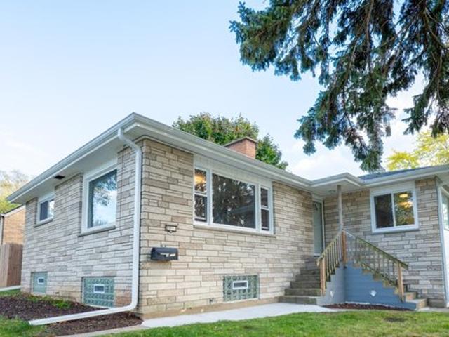 2701 4th Ave, South Milwaukee, WI 53172