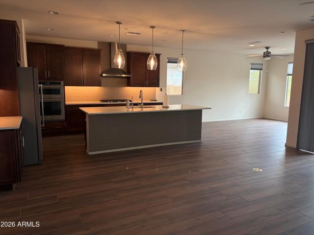 27022 W KERRY Lane