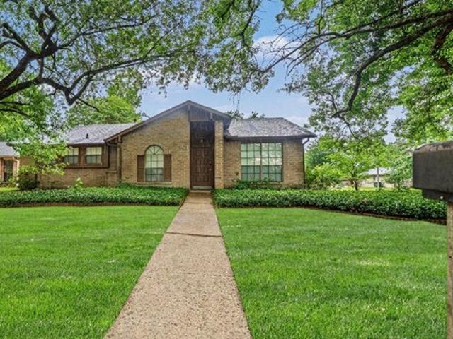 2702 Meandering Trl, Houston, TX 77339