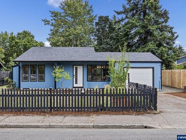 2702 Newton St, Philomath, OR 97370
