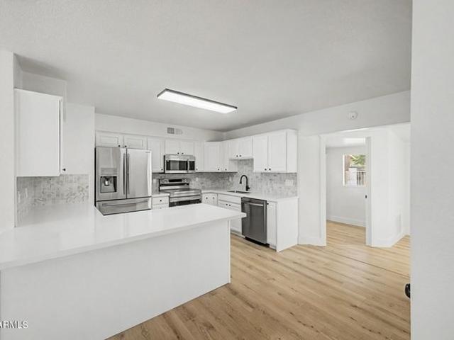 2702 E Grovers Ave, Phoenix, AZ 85032
