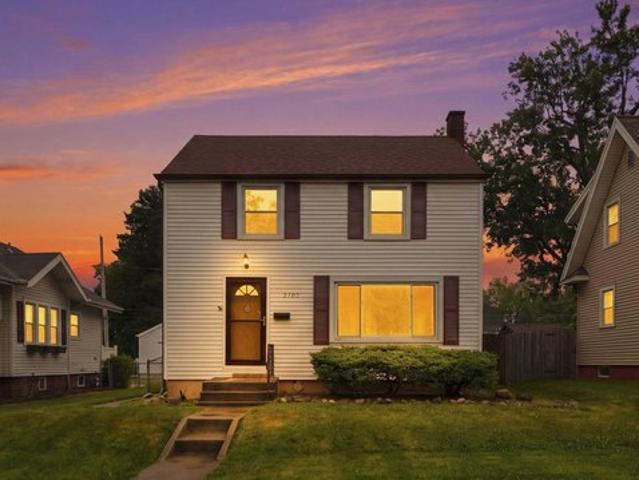 2702 Florida Dr, Fort Wayne, IN 46805