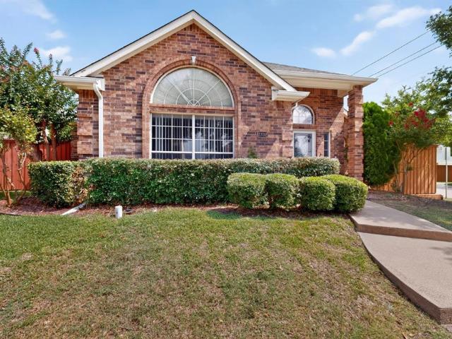 2702 Garden Springs Drive