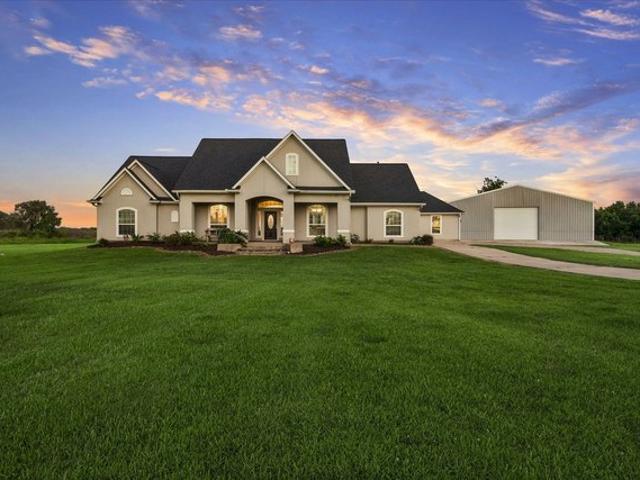 2702 Horseshoe Ln, Rosharon, TX 77583