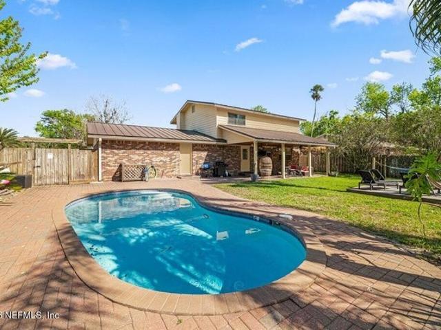 2702 Liberty Ln, Jacksonville Beach, FL 32250