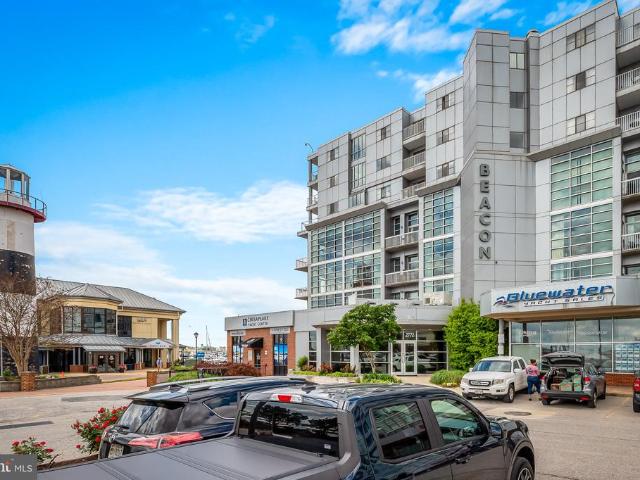 2702 Lighthouse Point East E # 738