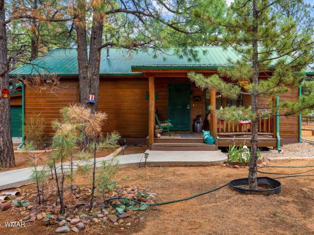 2702 Palomino Trail