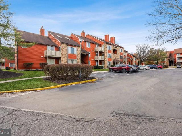 2702 Sussex Court