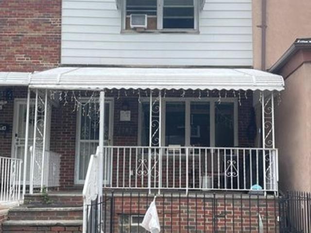 2702 S Darien St, Philadelphia, PA 19148
