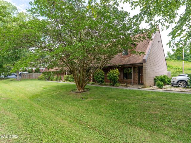 2702 Sood Rd 1