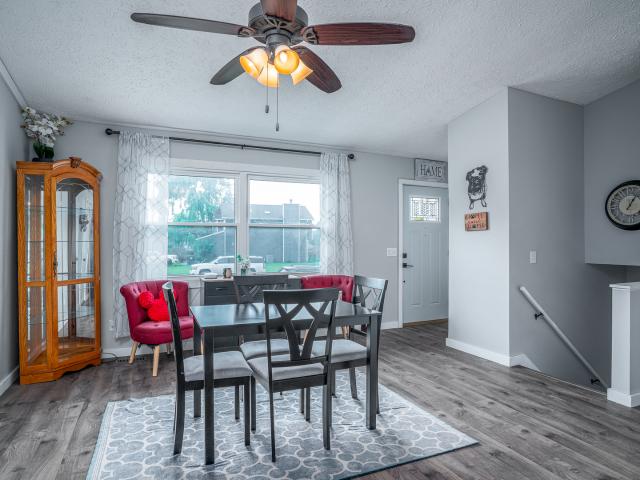 2702 W 46th Street