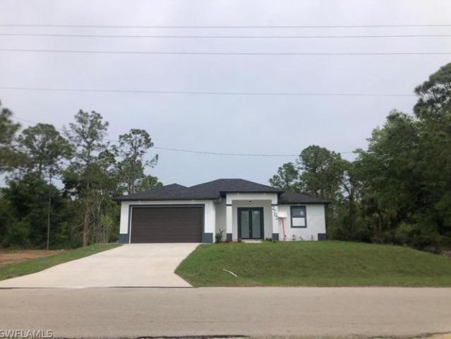 2702 51st St W, Lehigh Acres, FL 33971
