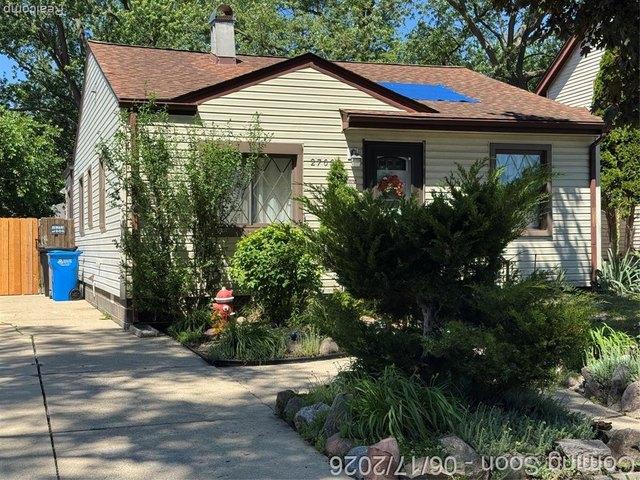 27039 Alden St, Madison Heights, MI 48071