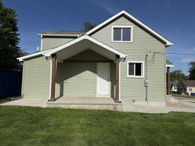 2703 Main Street