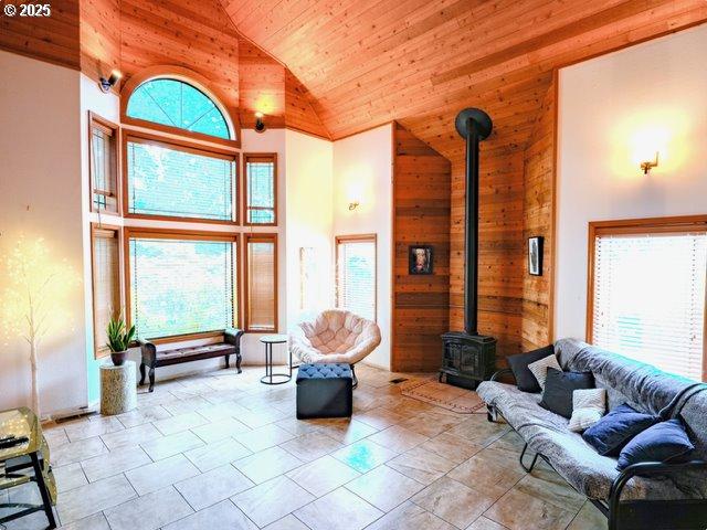 2703 moon mountain dr