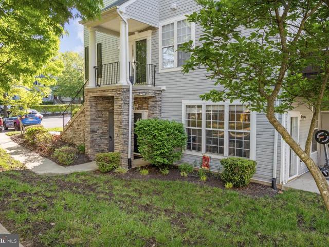 2703 Oak Leaf Court # 2703