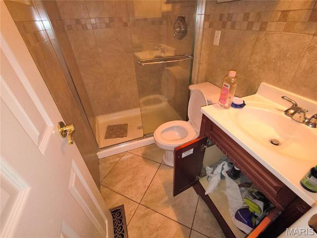 2703 Aberdeen Dr, Florissant, MO 63033 | MLS #26017