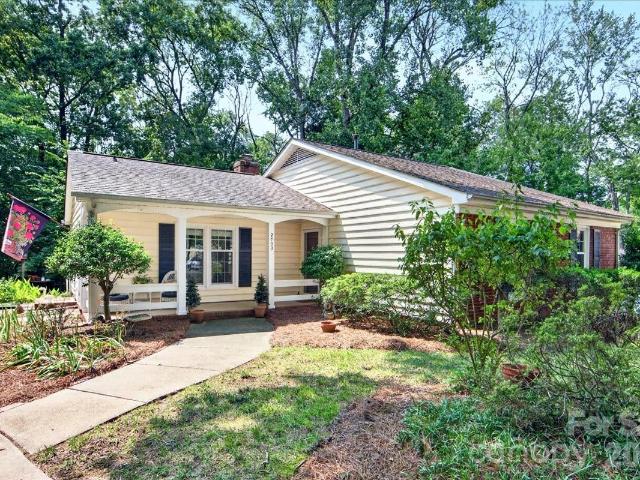 2703 Bremer Court