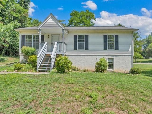 2703 Fairland Rd NW, Roanoke, VA 24017