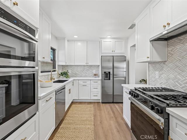 2703 Knoxville