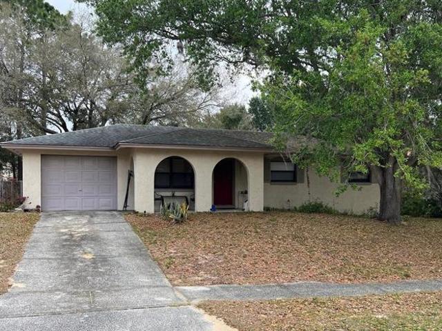 2703 Lakewood Ln, Eustis, FL 32726
