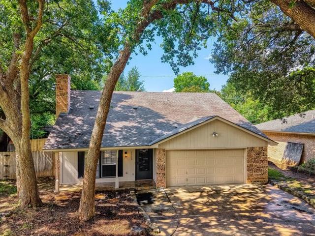 2703 Partridge Ave, Arlington, TX 76017
