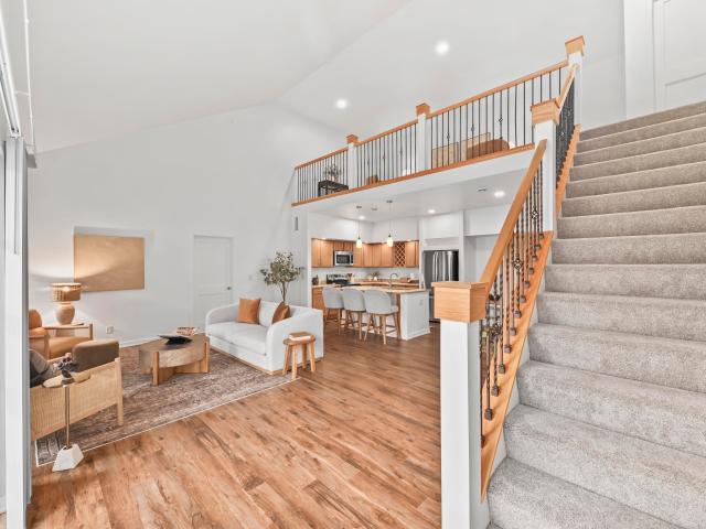 2703 Pond Dr