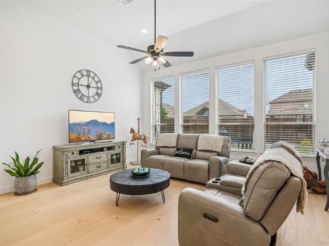 2703 Potomac Drive