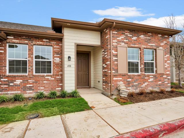 2703 Rockhill Road