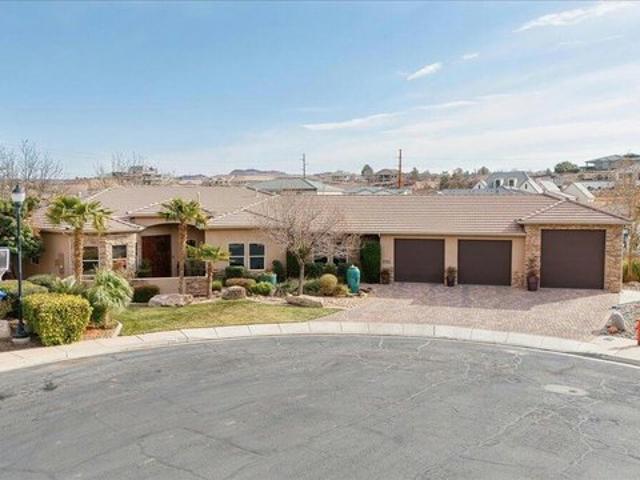 2703 S 2070 East Cir, Saint George, UT 84790