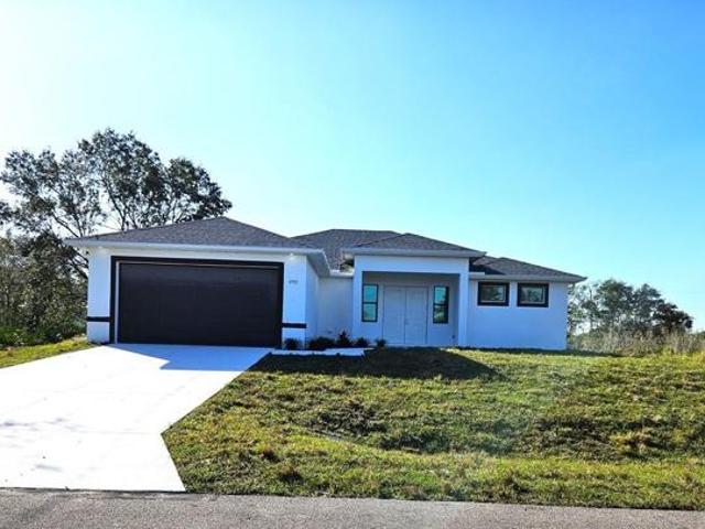 2703 66th St W, Lehigh Acres, FL 33971