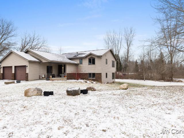 270 14 Mile Road