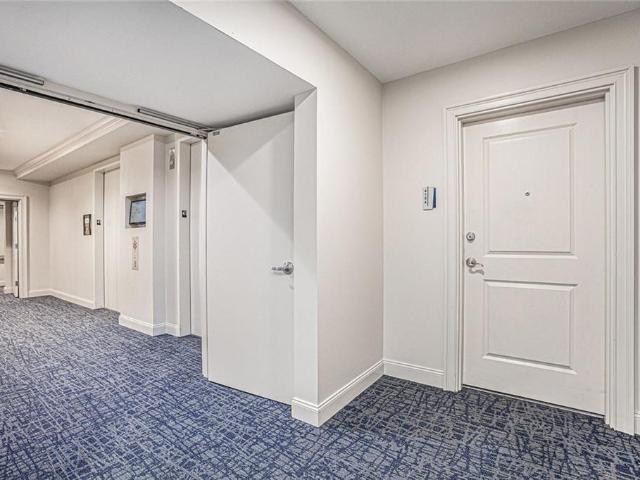 270 17th NW 4104
