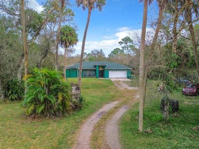 270 18th St NE, Naples, FL 34120