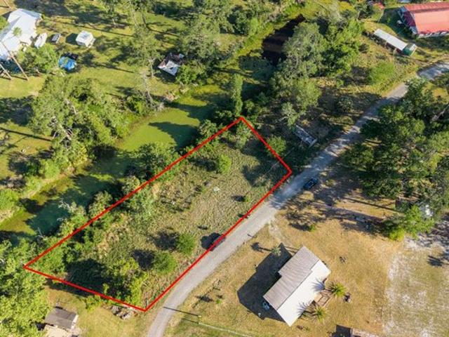 270 Candy Ln, Jasper, FL 32052