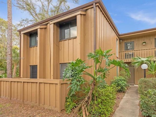 270 Crown Oaks #270, Wekiva Springs, FL 32779