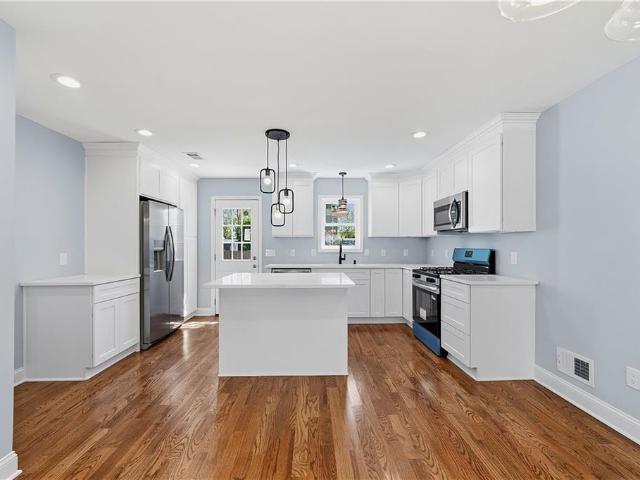 270 Alpine Way