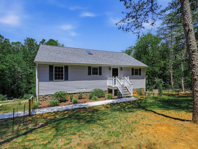 270 Bethel Lane