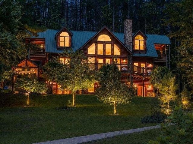 270 Black Bear Ridge Rd, Ellijay, GA 30536