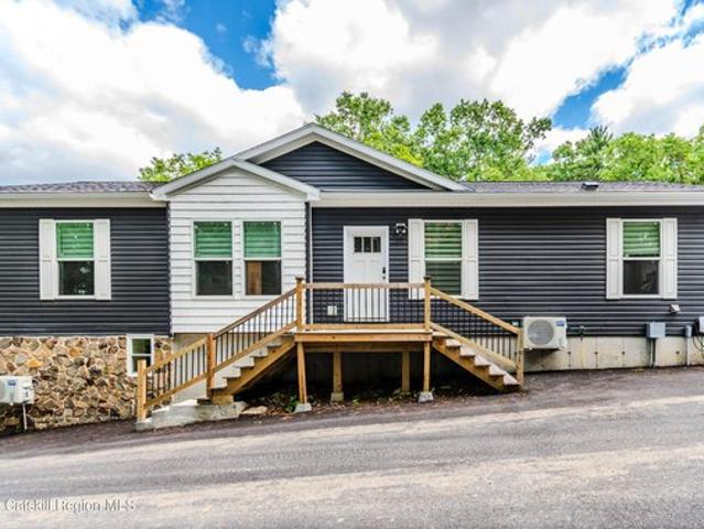 270 Green Lake Rd, Catskill, NY 12414